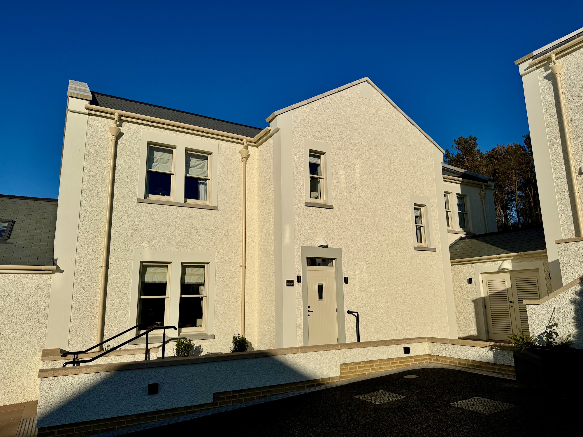 Dunluce Lodge Review - The Luxury Editor