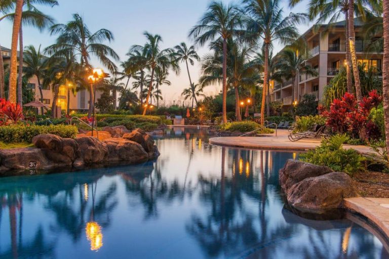 Best Ultra Luxury Hotels in The Big Island | The Luxury Editor